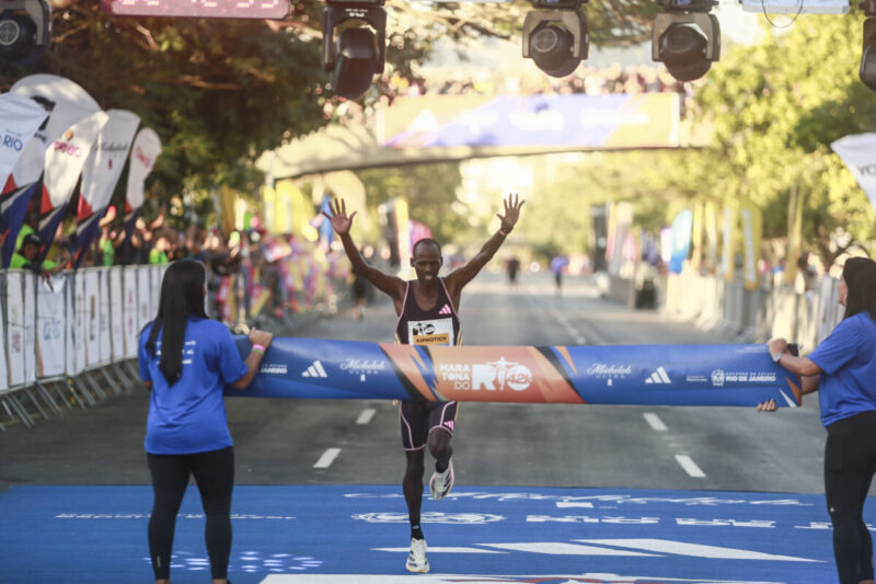 Maratona do Rio: Queniano bate recorde dos 42k - Webrun