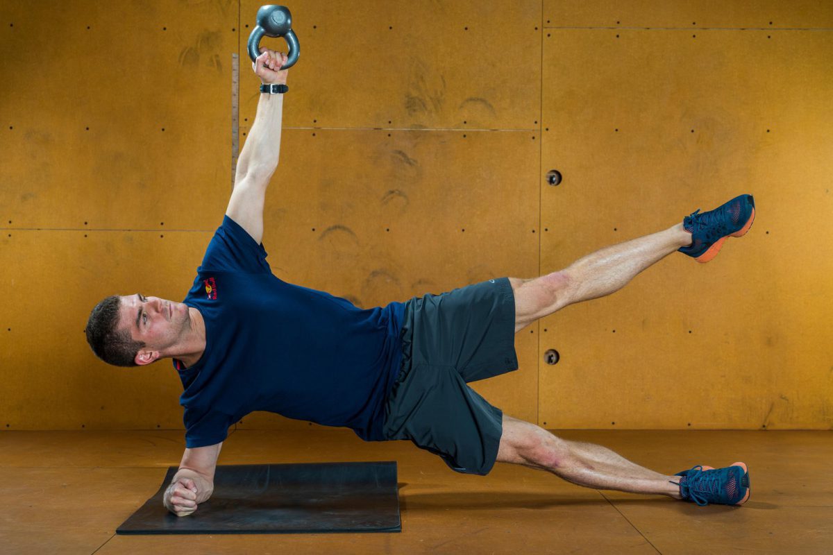 Aprenda 6 tipos de pranchas para ter um abdômen trincado - Webrun